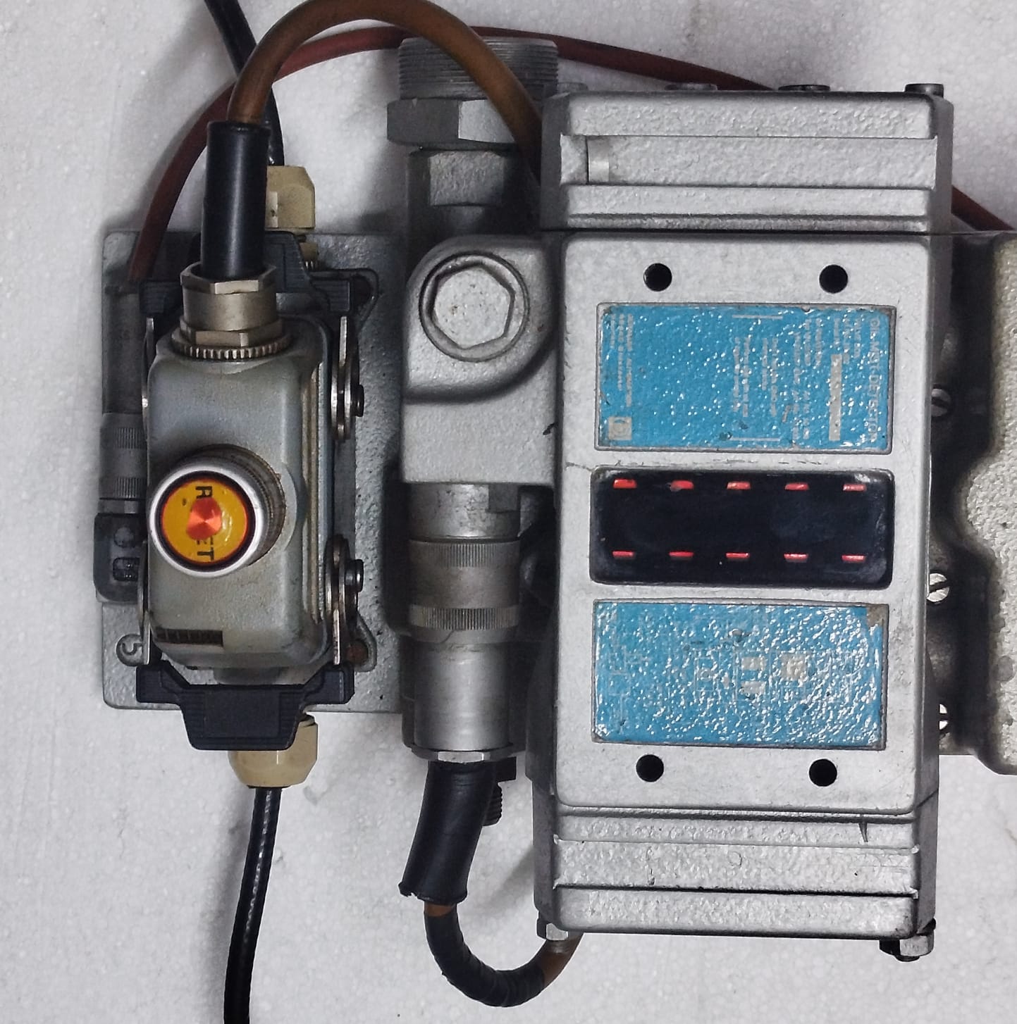 Schaller Visatron VN 215-87 Plus oil mist detector. – rmamarine.com